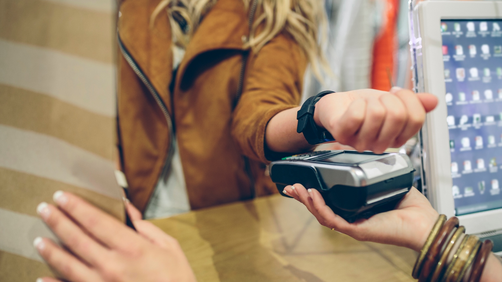 Shaping the future of banking with 5G | Let's talk financial services